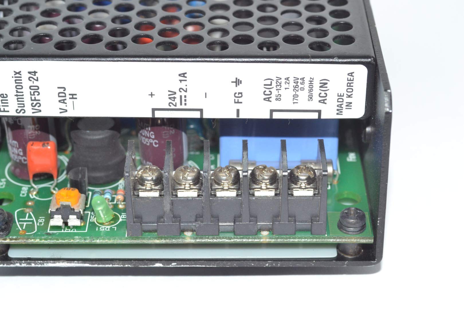 Fine SUNTRONIX VSF50-24 Power Supply 1.2AMP 85-132VAC 50/60HZ