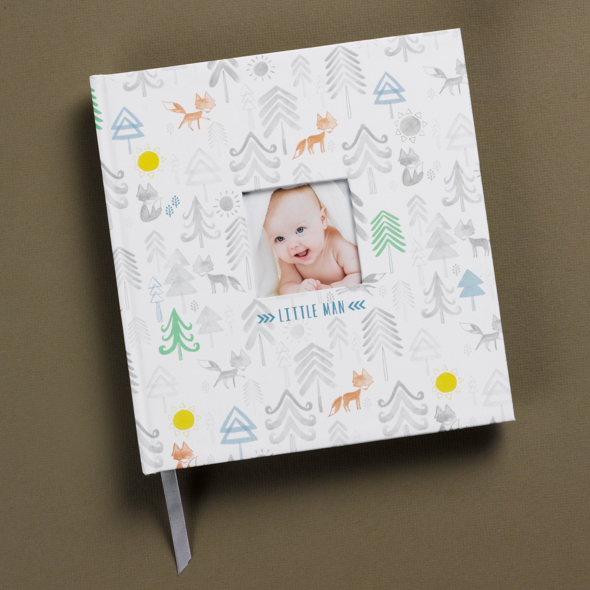 C.R. Gibson Little Man Perfect-Bound Memory Book for Newborn and Baby Boys, 9.5" x 10", 1 Count (Pack of 1)