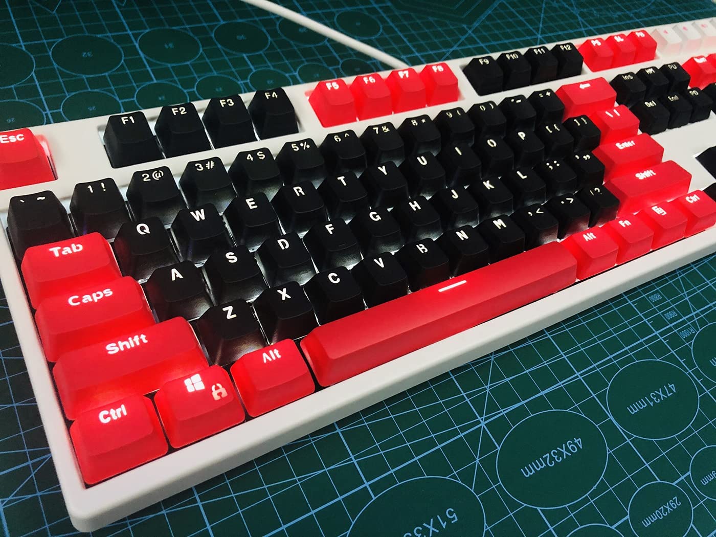Wholesale Custom Keycap, Keycaps 60 Percent, PBT Keycaps 104 Keys,Fit for Cherry MX Switch/RK 61 / Anne pro 2,87 TKL Mechanical Keyboard (Only keycaps)