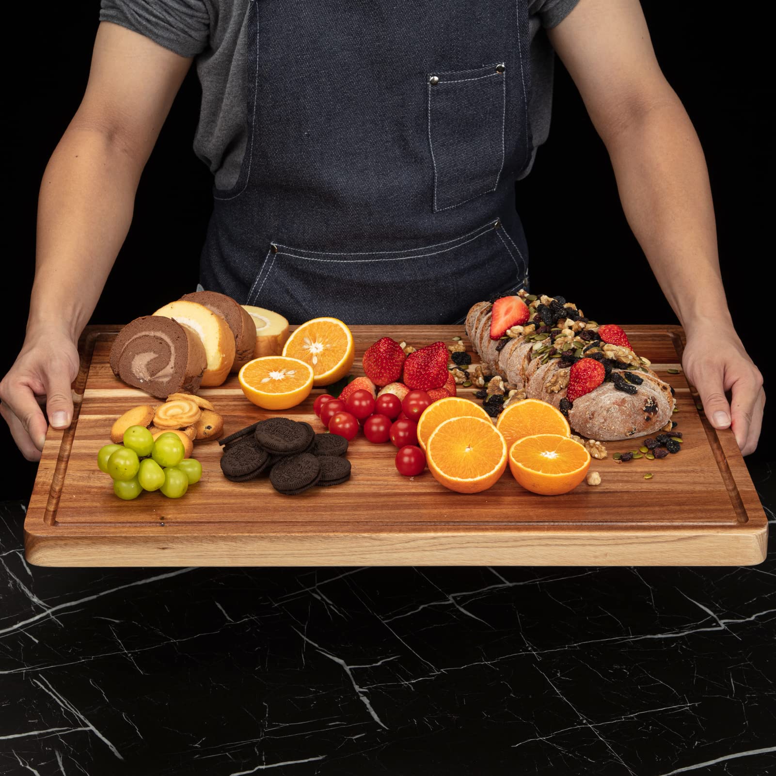 Extra Large Acacia Wood Cutting Board, 24x18 Inch Large Butcher Block Chopping Board with Handle and Juice Groove, Carving Board for Turkey, Meat, Vegetables, BBQ