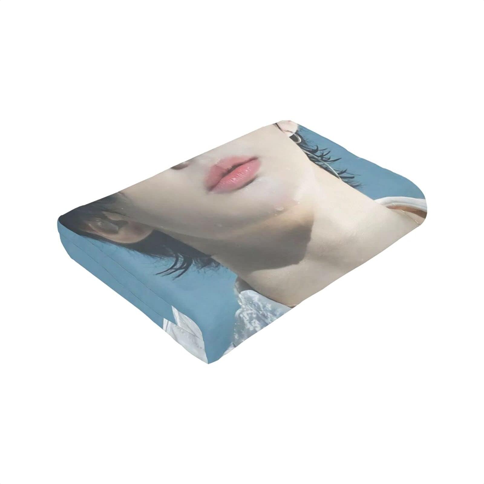 VoilaBella Stray Kids Hyunjin Soft and Comfortable Warm Fleece Blanket for Sofa, Bed, Office Knee pad,Bed car Camp Beach Blanket Throw Blankets (50X40), Black