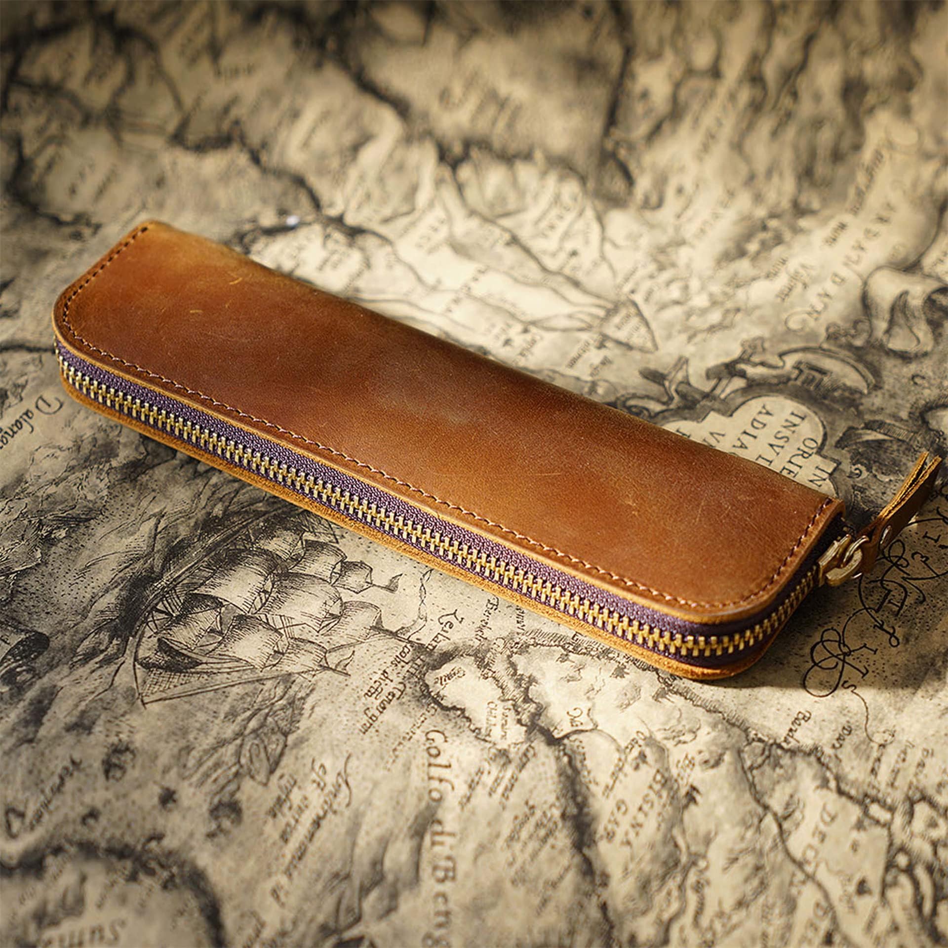 AIGUONIU Retro Leather Retro Stationery Box Pencil Case Coin Purse Pen Case Storage Bag (Brown)