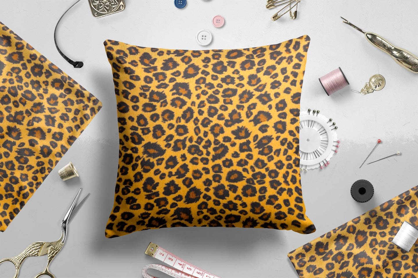 iiRov Summer Design Ink-Fuzed Decorative Throw Pillow - Summer Tiger Fur