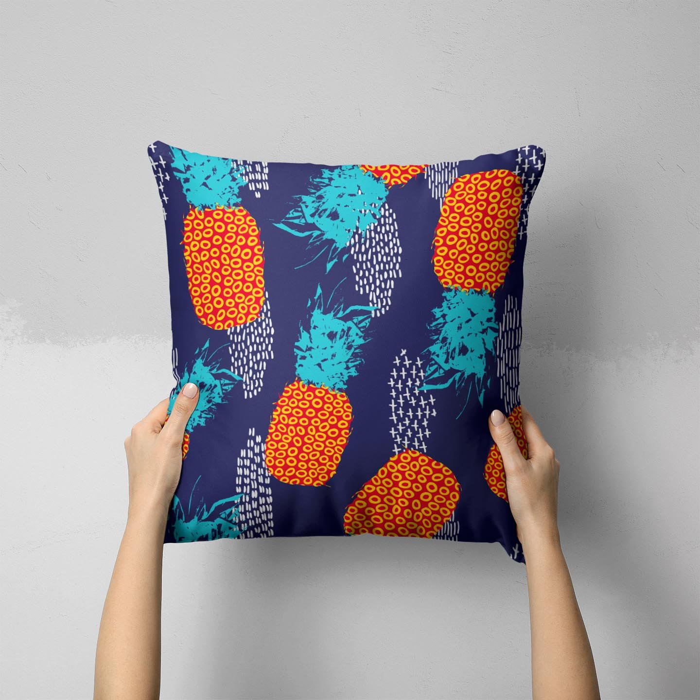 iiRov Summer Design Ink-Fuzed Decorative Throw Pillow - Retro Summer Pineapple v4
