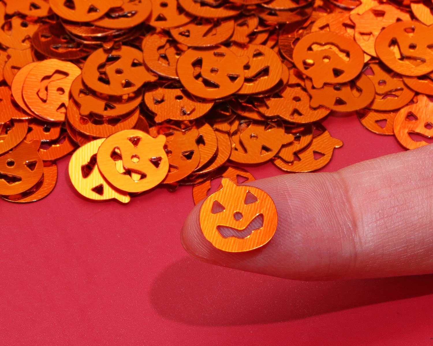 ONLYKXY 1000pcs Halloween Party Confetti Red copper Pumpkin Confetti for Halloween Party Table Confetti and DIY(Pumpkins,Red copper)