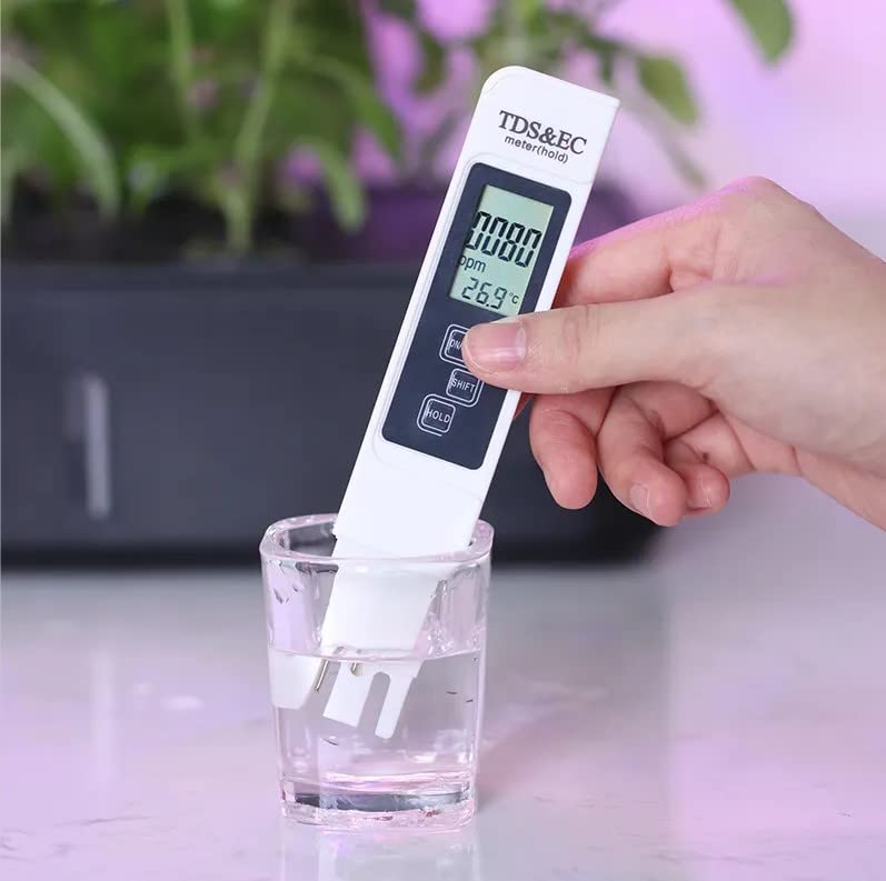 Othmro 1Pcs TDS and EC Tester Handheld Tester 1-9990PPM 1 Resolution Plastic Titanium Alloy Digital Water Tester Accuracy ± 2% for Aquariums Swimming Pools Water Filters White