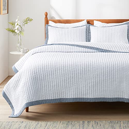Bedsure White Quilt Queen Size and Queen Comforter Set Grey, Soft Quilt Bedding Set for All Seasons
