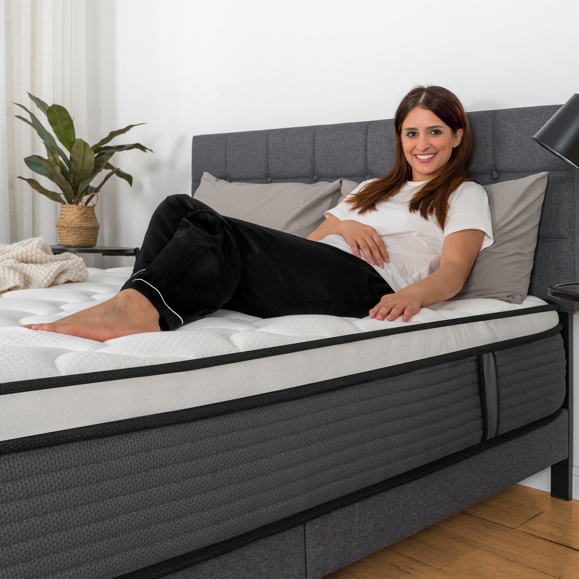 PAMYO King Mattress, 14 Inch Memory Foam Hybrid Pocket Spring Mattresses in a Box, Medium Firm Breathable Pillow Top Pressure Relief, CertiPUR-US Certified