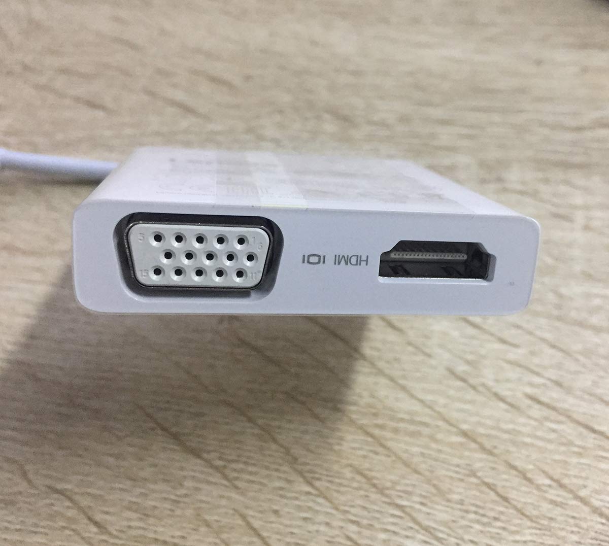 USB-C 3-in-1 Travel Hub, 4K HDMI, VGA, USB 3.0, Plug and Play, Only 0.08 lbs, GX90T33021, White