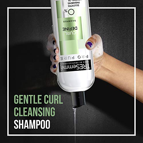 TRESemmé Pro Pure Shampoo Sulfate-Free for Curly Hair Curl Define Hair Shampoo with 0% Sulfates, Parabens, Mineral Oils and Dyes. 16 oz