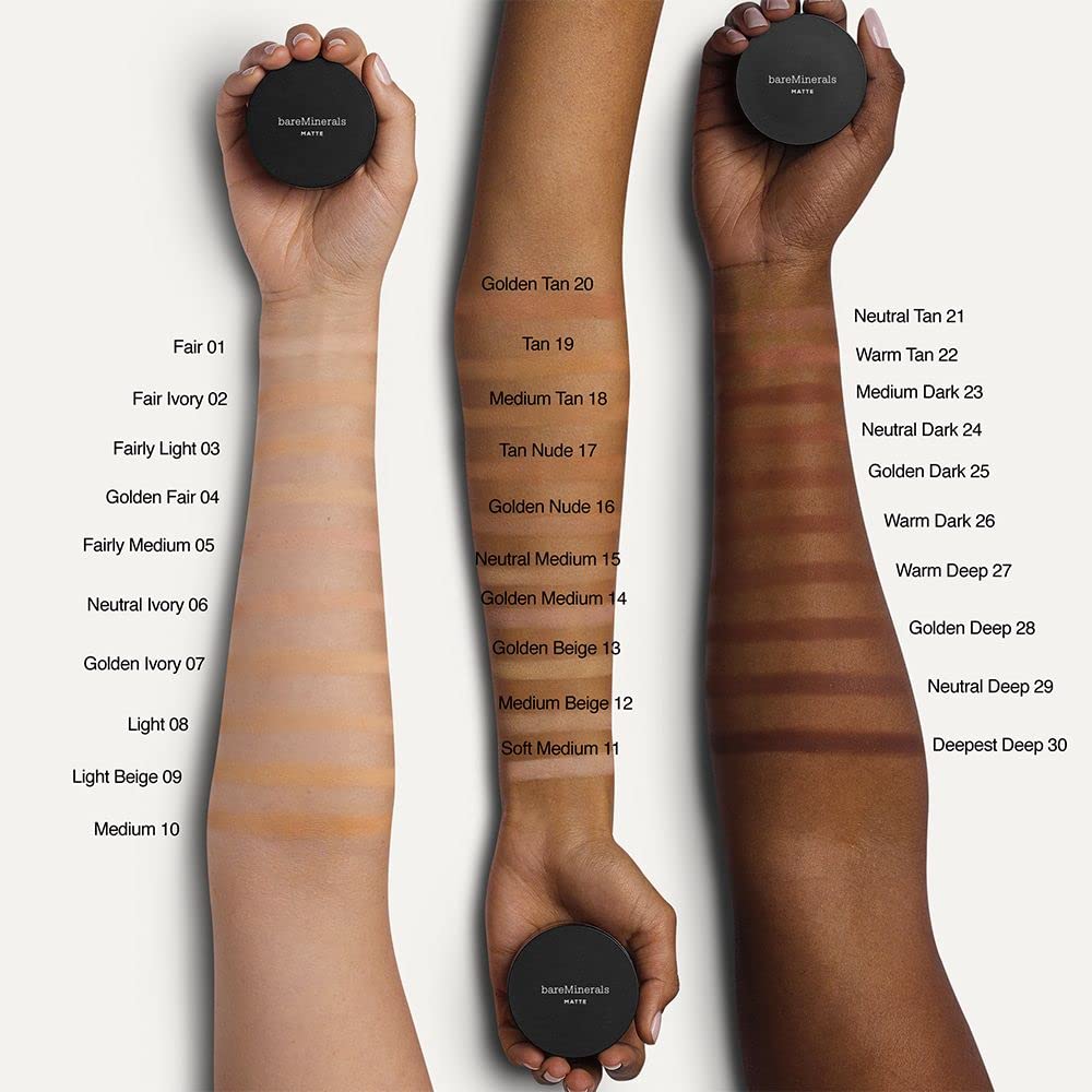 bareMinerals Original Loose Powder Foundation SPF 15, Lightweight Mineral Loose Powder Foundation Makeup, Buildable Coverage, Talc Free, Vegan (Medium Tan 18)
