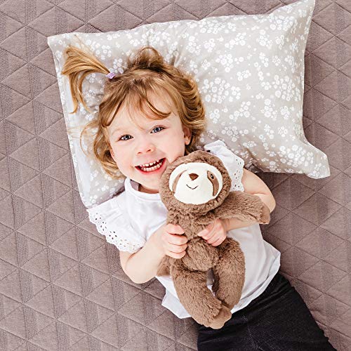 WeeSprout Toddler Pillow - Organic Cotton Shell & Pillowcase, Small Kids Pillow for Sleeping & Travel, Soft & Supportive Polyfiber Filling, Machine Washable, 18 x 13 x 3, White