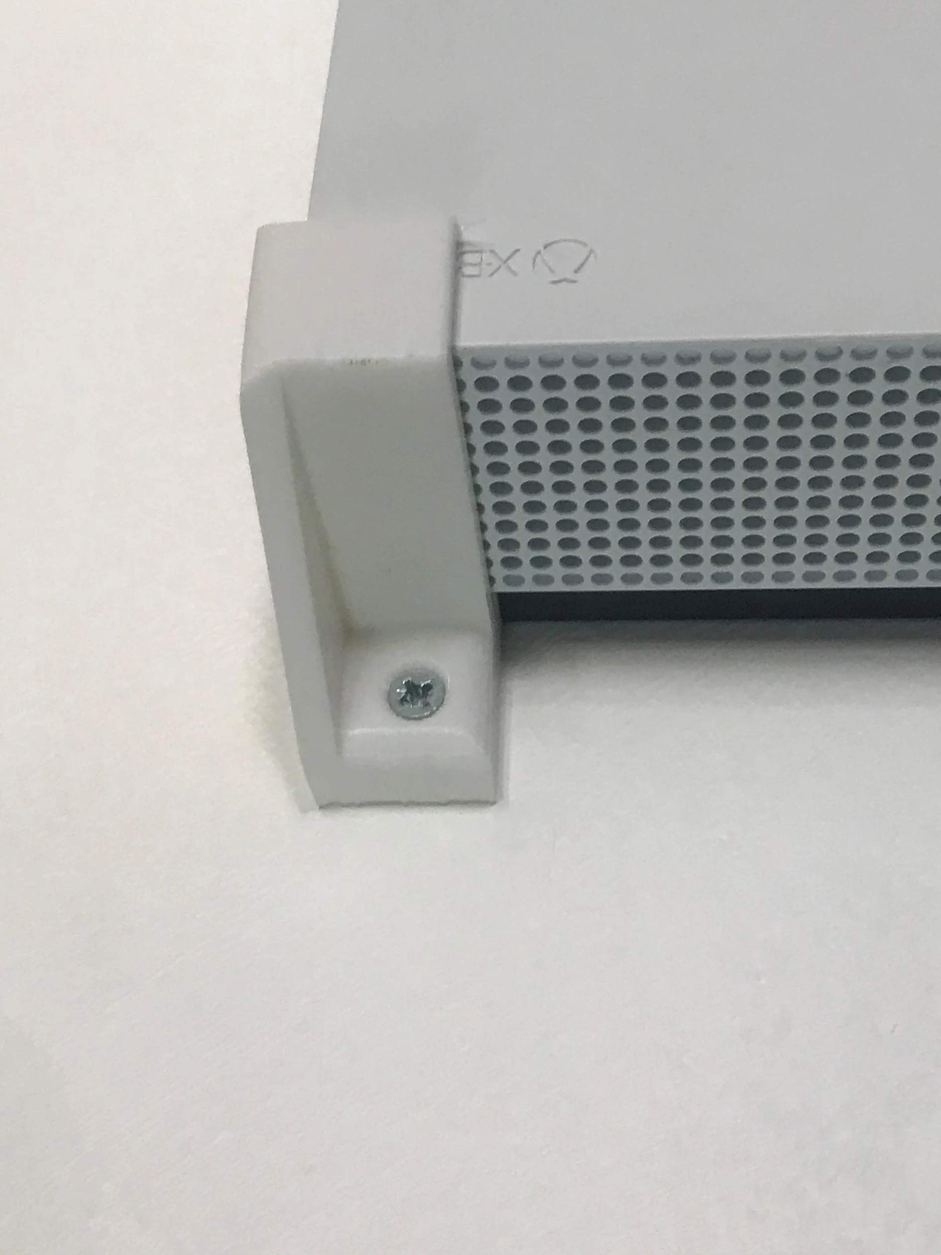 3D Cabin Xbox One S Corner Wall Bracket (Set of 4) White