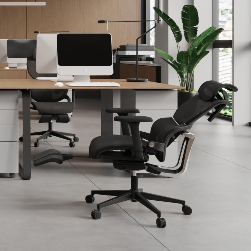 Motostuhl Q3-MT Ergonomic Office Chair with Footrest Home Office Ergonomic Chair with Soft Rubber Lumbar Support Extra Large 2D Headrest & 3D Armrest 140° Tilting Mesh Computer Chair