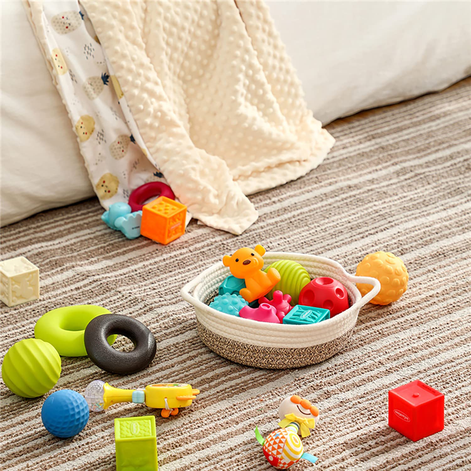 5-Piece Round Storage Basket Set- 100%Natural Cotton Rope Woven Baskets for Organizing Small Basket for Jewelry, Makeup, Dog Toy Baskets, Cat Toy Box, Bathroom Organization Bin (White & Grey)
