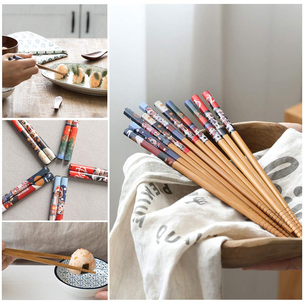 5 Pairs Cute Lucky Cat Chopsticks and Chopstick Rest Set, Chopsticks Holder 5 Cats, Classic Japanese Style Bamboo Natural Reusable China Chopsticks Holder Gift Set, Dishwasher - Safe (Cute Cat)