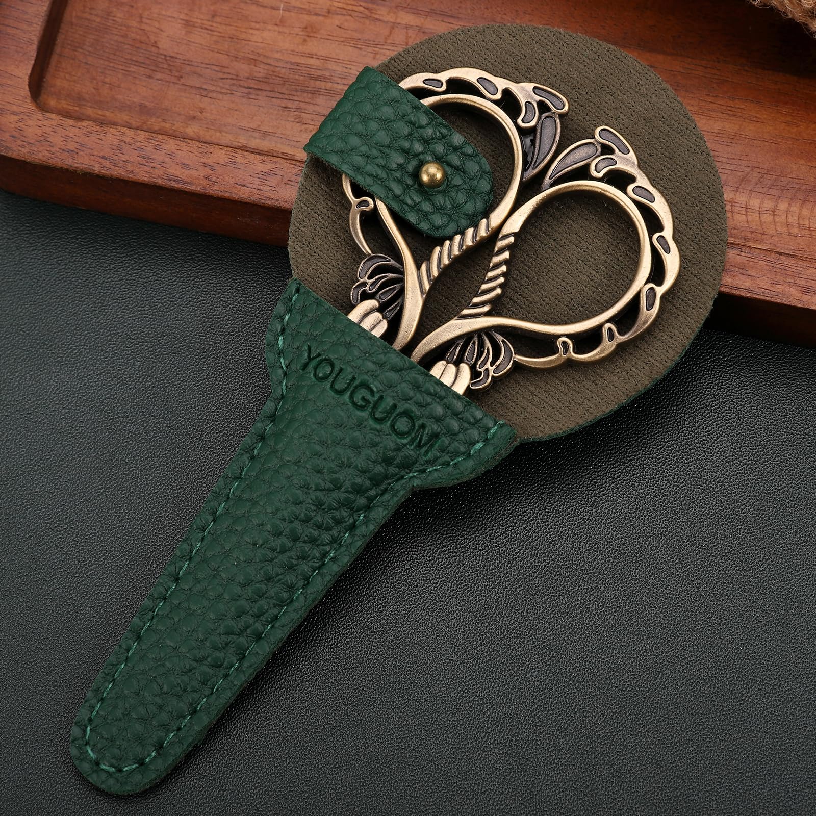 YOUGUOM Embroidery Scissors Sheath Protector Craft Scissors Storage Cover Leather Case, 2Pieces Green