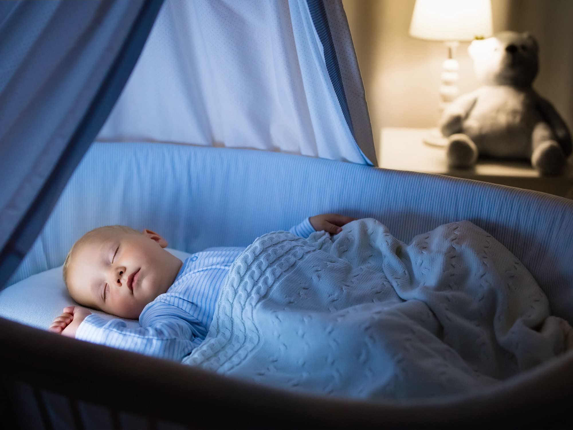 Low Blue Sleep Light Bulb - NorbSLEEP Low-Blue Light Bulb for Bedtime, Evening and Night, for Restful, Healthy Sleep for All Ages (Baby, Children, Adults), Produces Natural Melotonin (6W 1-Pack)