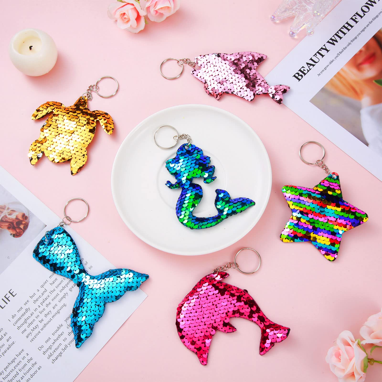 24 Pcs Mermaid Sequin Keychains Ocean Theme Kids Keychains Tropical Rainforest Theme Keychains Reversible Girls Christmas Party Favor Key Chains Glitter Key Chains for Adults Kid (Ocean Style)