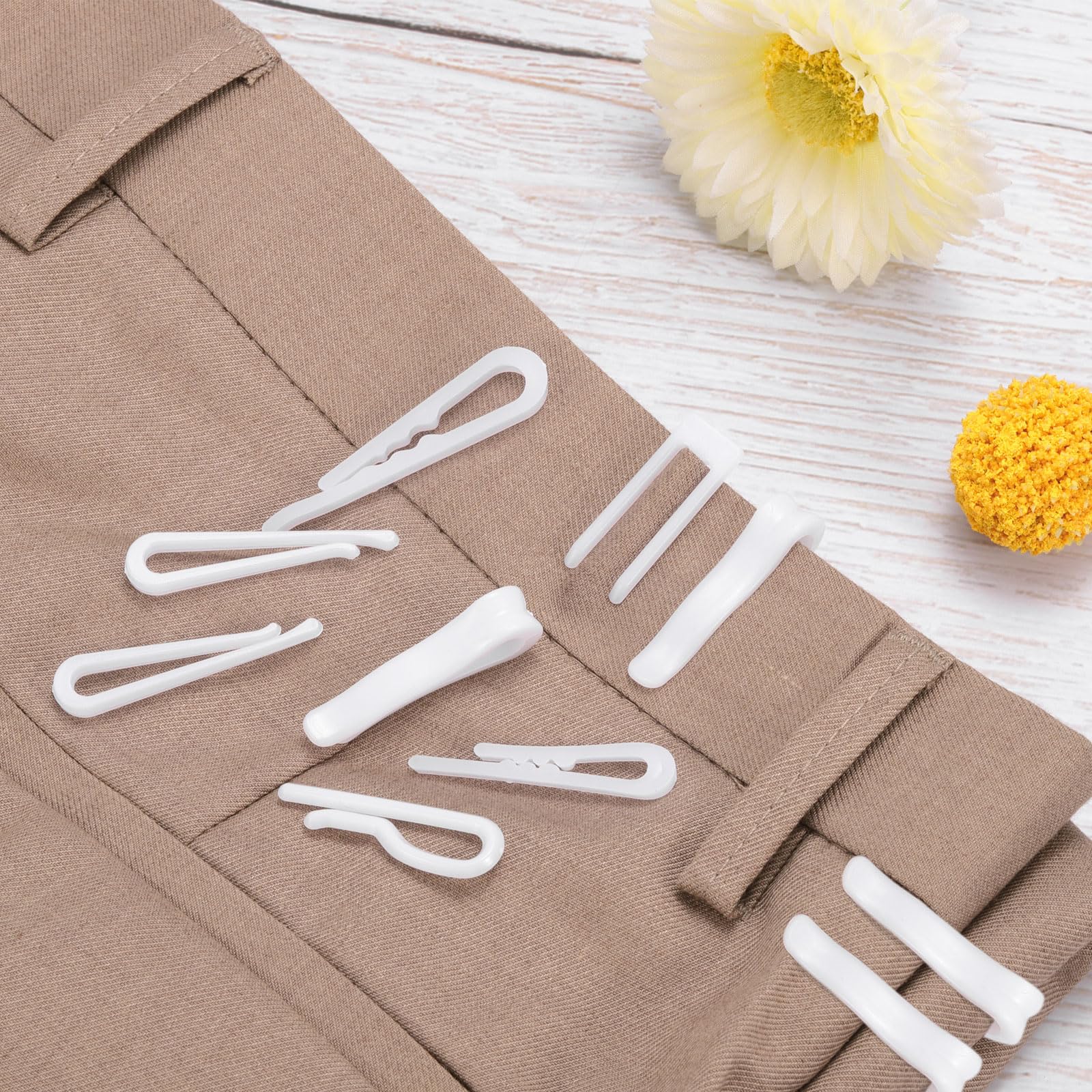 uxcell 300Pcs Shirt Clip Plastic Clothespins, 1.54" Clear Alligator Clips for Folding Ties, Pants, Socks, Garments