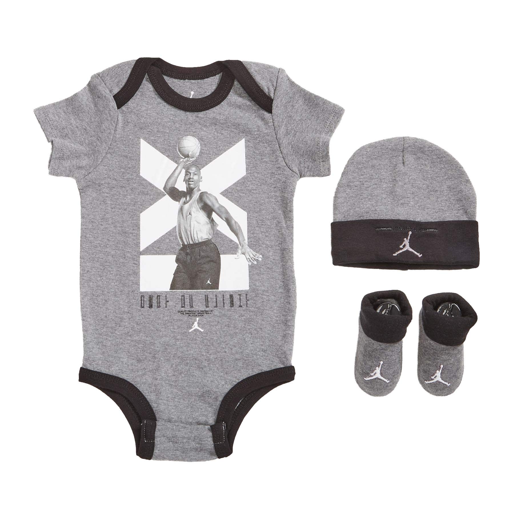 Jordan Baby Boys XI Bodysuit, Hat & Booties 3 Piece Set (Grey(LJ0053-GEH)/White, 0-6 Months)