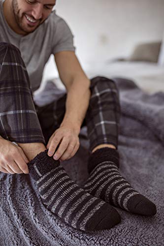 HEAT HOLDERS Mens Luxury Cozy Soft Fleece Lined Fluffy Bed Socks for Sleep (Charcoal (Lumi), 7-12)