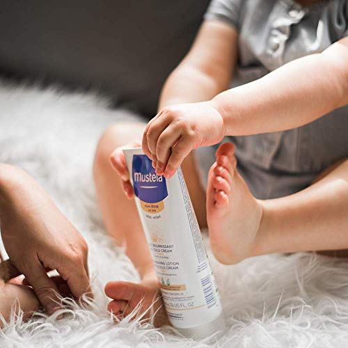 Mustela Baby Dry Skin Bath Time Gift Set - Baby Skin Care Essentials - with Natural Avocado & Cold Cream - 2 Items Set