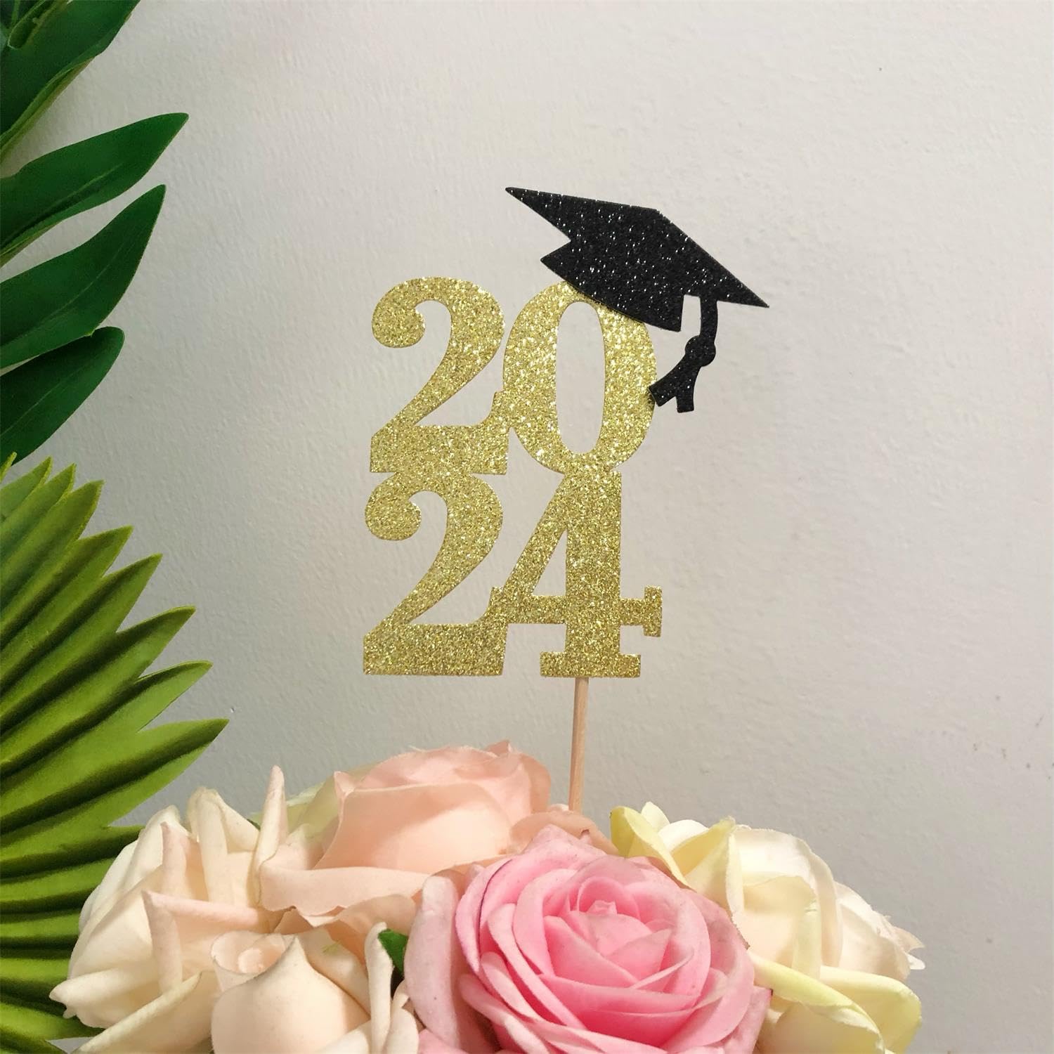 ALISSAR 10 Pack Glitter Gold Double Sided 2024 Graduation Party Centerpiece Sticks Glitter Table Topper Party Supplies (2024 Cardstock, gold)