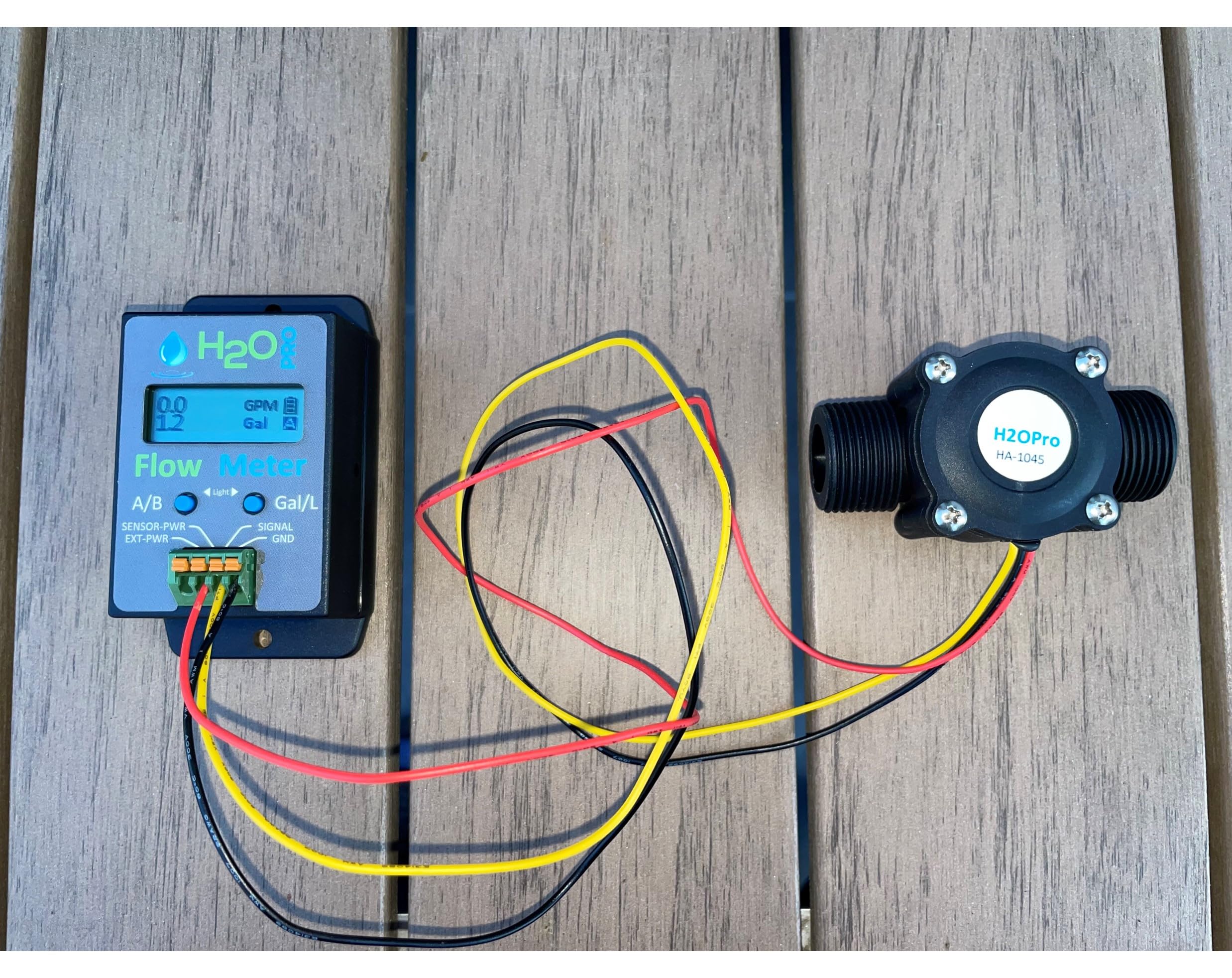 Flow Meter Including Flow Sensor, Digital Display, Flow and Accumulated Volume Measurements in Gallons or Liters, 2 AA Batteries or 1.8-5.5VDC External Power Supply, New! Longer Battery Life