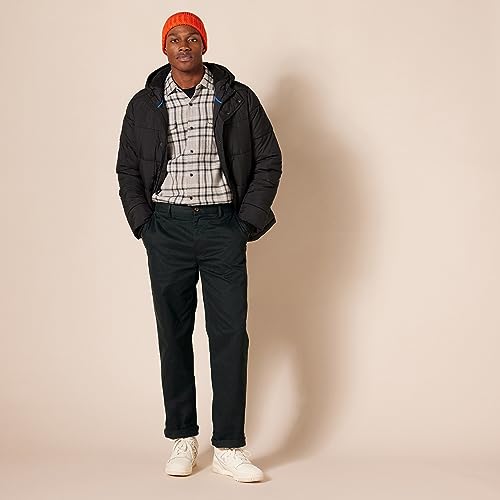 Amazon Essentials Men's Classic-Fit Wrinkle-Resistant Flat-Front Chino Pant (Available in Big & Tall), Black, 32W x 32L