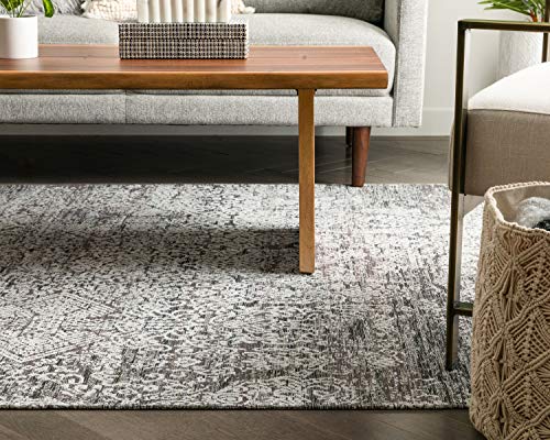 Well Woven Antu Black Vintage Distressed Damask Area Rug (5'3" x 7'3")