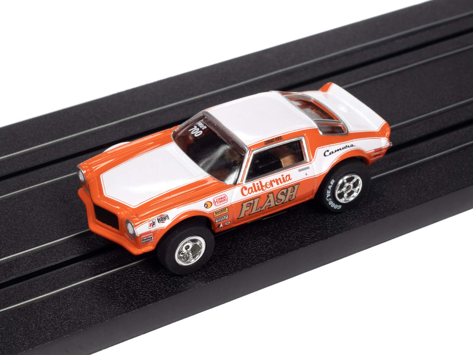 Auto World Xtraction R32 1970 Chevy Camaro Butch Leal California Flash HO Scale Slot Car
