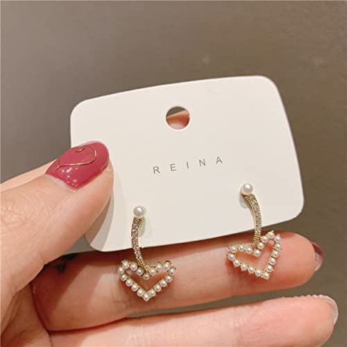 2022 New Korean Earrings Simple and Cold Wind Pearl Love Temperament Wild Earrings Exquisite Elegant Trend Fashion Stud Earrings