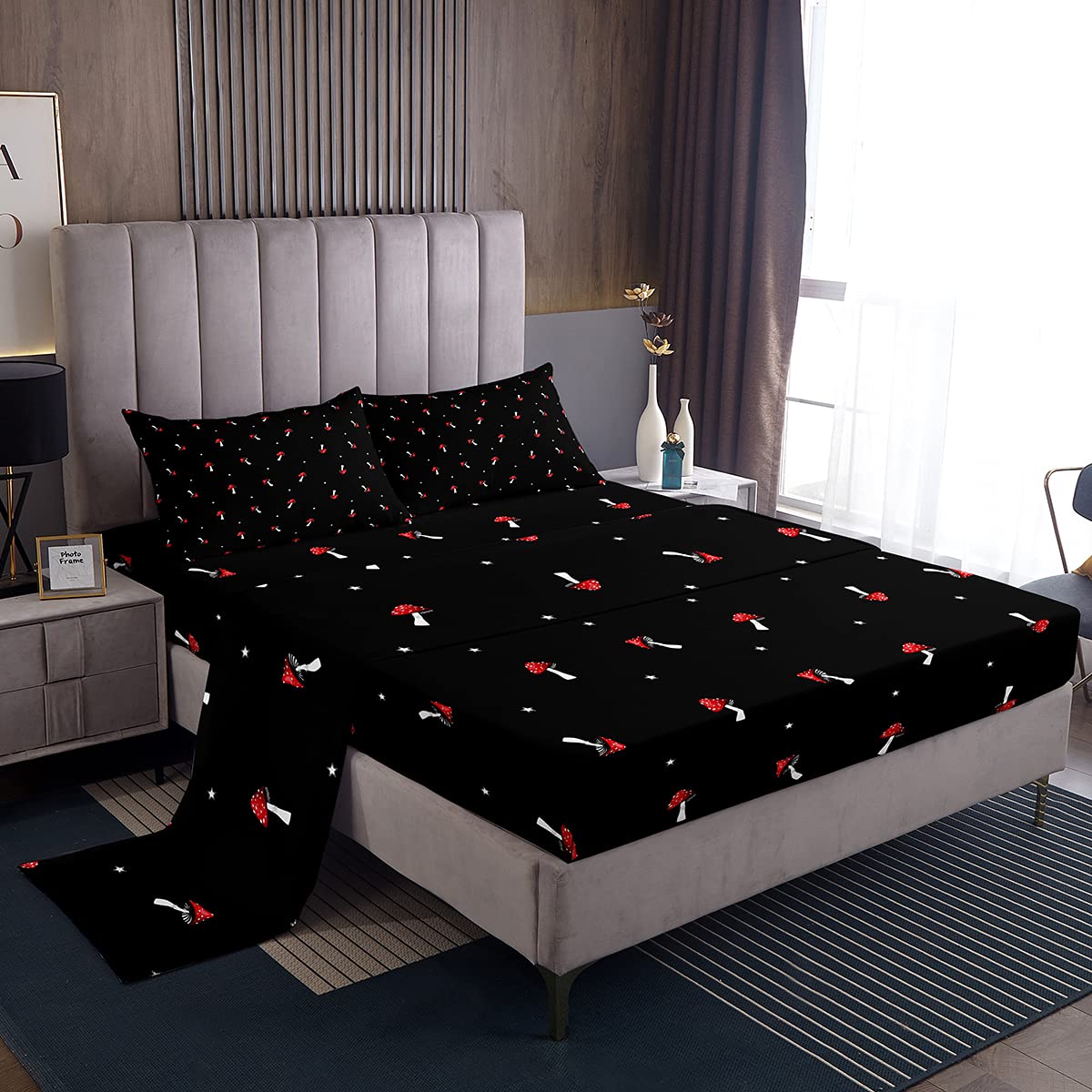 Cute Mushroom Bed Sheets Queen Size, Kid Cartoon Kawaii Sheet Set, Types of Mushrooms Bedding Set, Farmhouse Botanical Fitted Sheet Cute Wild Species Natural Plants Flat Sheet For Room Decor, Black