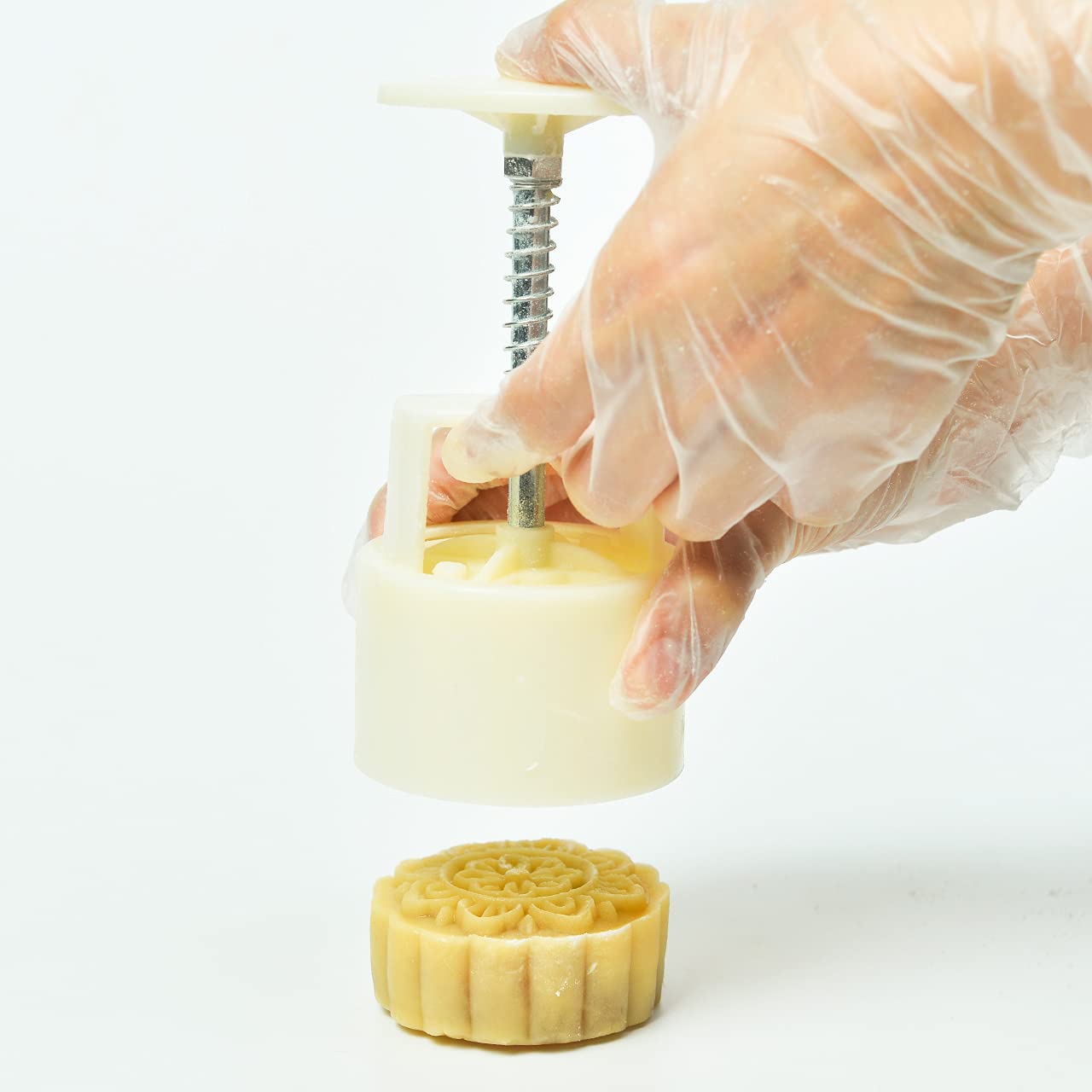 AIKEFOO Chinese Traditional Mid-Autumn Mooncake Mold,Biscuit Stamping Machine,18 pcs 100g/125g Different Round And Square Flower Pattern For 2 Sets.