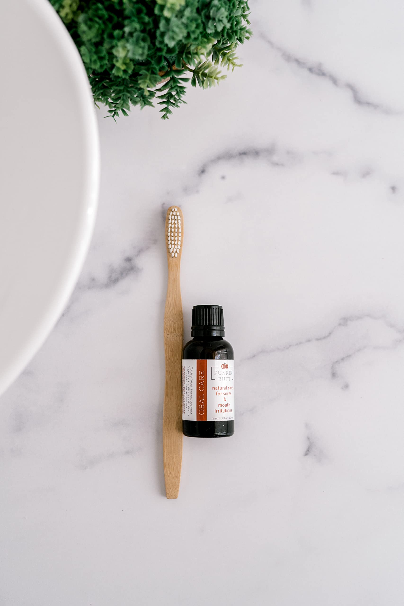 Punkin Butt Oral Care 1 oz Glass Bottle. Chamomile, Clove, Peppermint. Natural, Safe, Effective; Cruelty-Free, Vegan, use as Often as Needed.