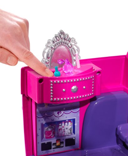 Barbie Fashionista Ultimate Limo