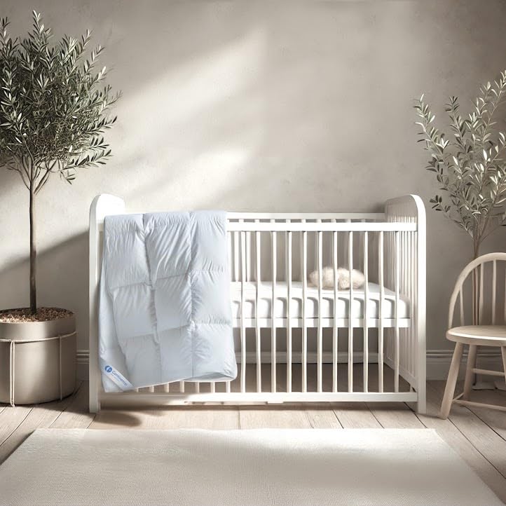 Continental Bedding Toddler Comforter, 100% White Down Duvet Insert, Sleep Blanket with Cotton Shell, Fits Standard Crib, Toddler Bed, 33x42 Inches, White