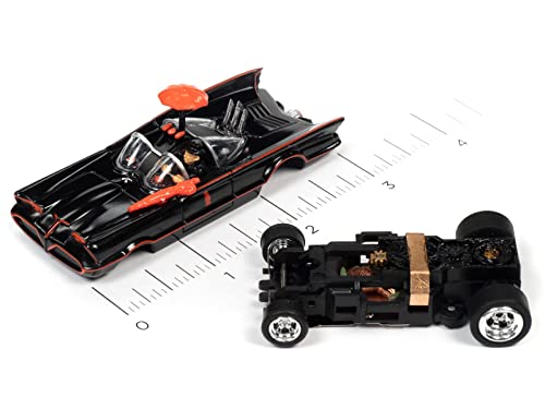 Auto World SC358 Batman Classic TV Series Penguin Mobile HO Scale Electric Slot Car