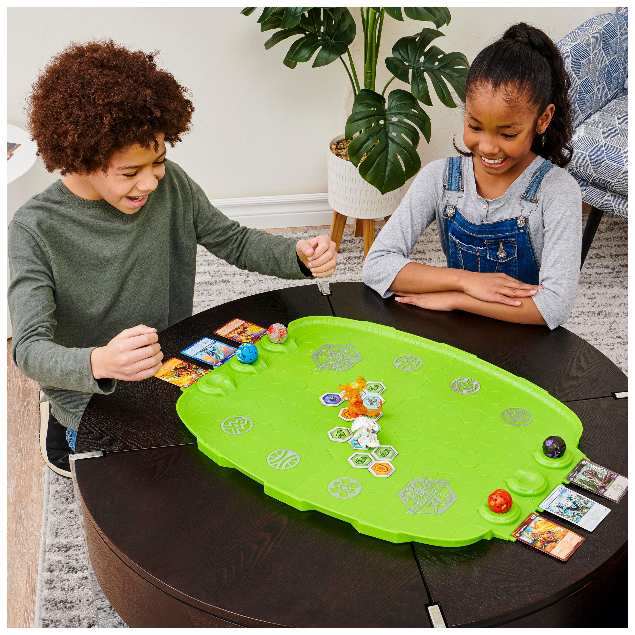 Bakugan Evo Battle Arena, Includes Exclusive Leonidas Bakugan, 2 Cards and BakuCores, Neon Game Board for Bakugan Collectibles, Ages 6 and Up