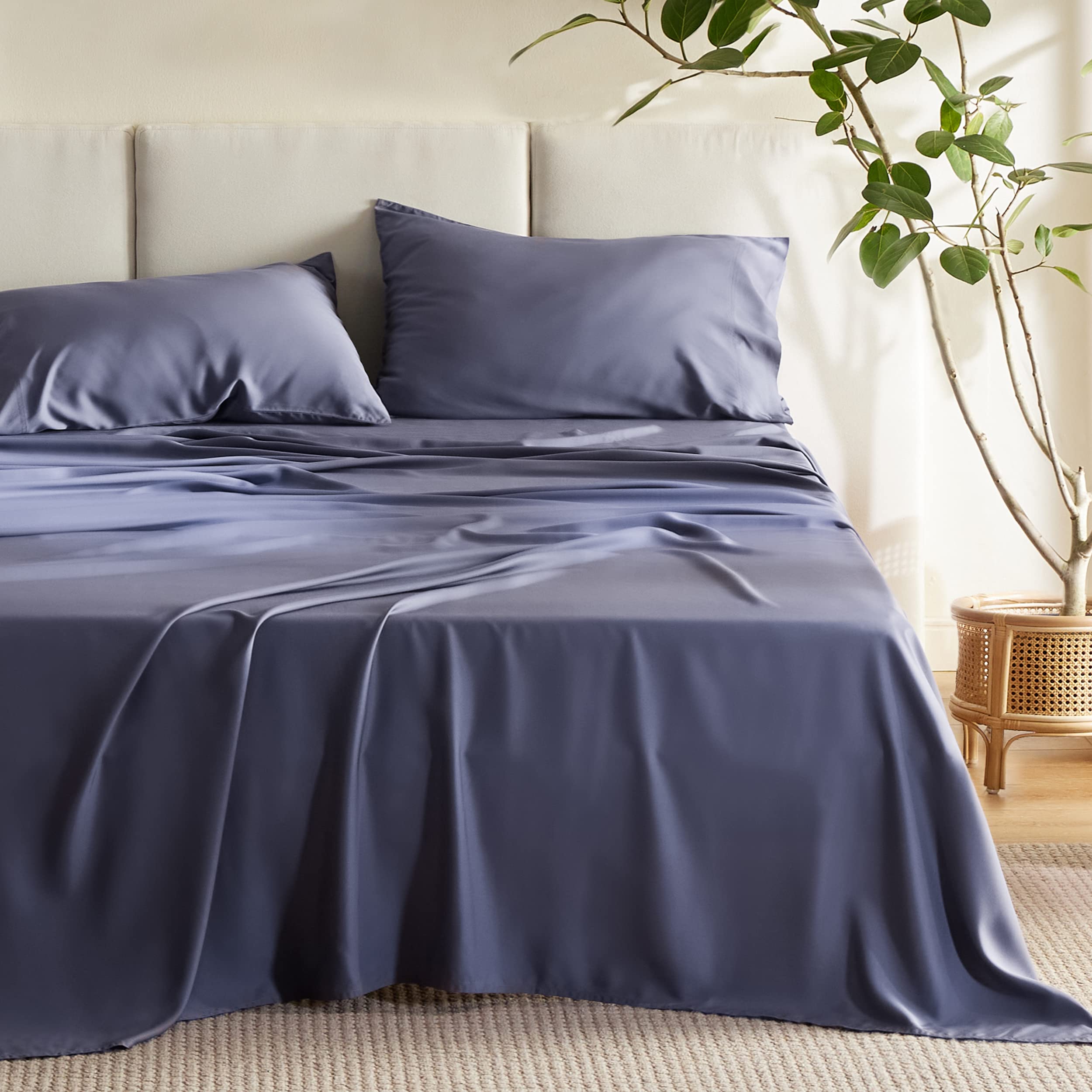 Bedsure Cooling Sheets Set Grey, Rayon Made from Bamboo, Queen Sheet Set, Deep Pocket Up to 16", Hotel Luxury Silky Soft Breathable Bedding Sheets & Pillowcases