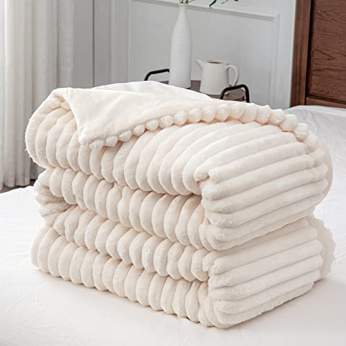 BEDELITE Fleece King Comforter Set -Super Soft & Warm Fluffy White Bedding, Luxury Fuzzy Heavy Bed Set for Winter with 2 Pillow Cases