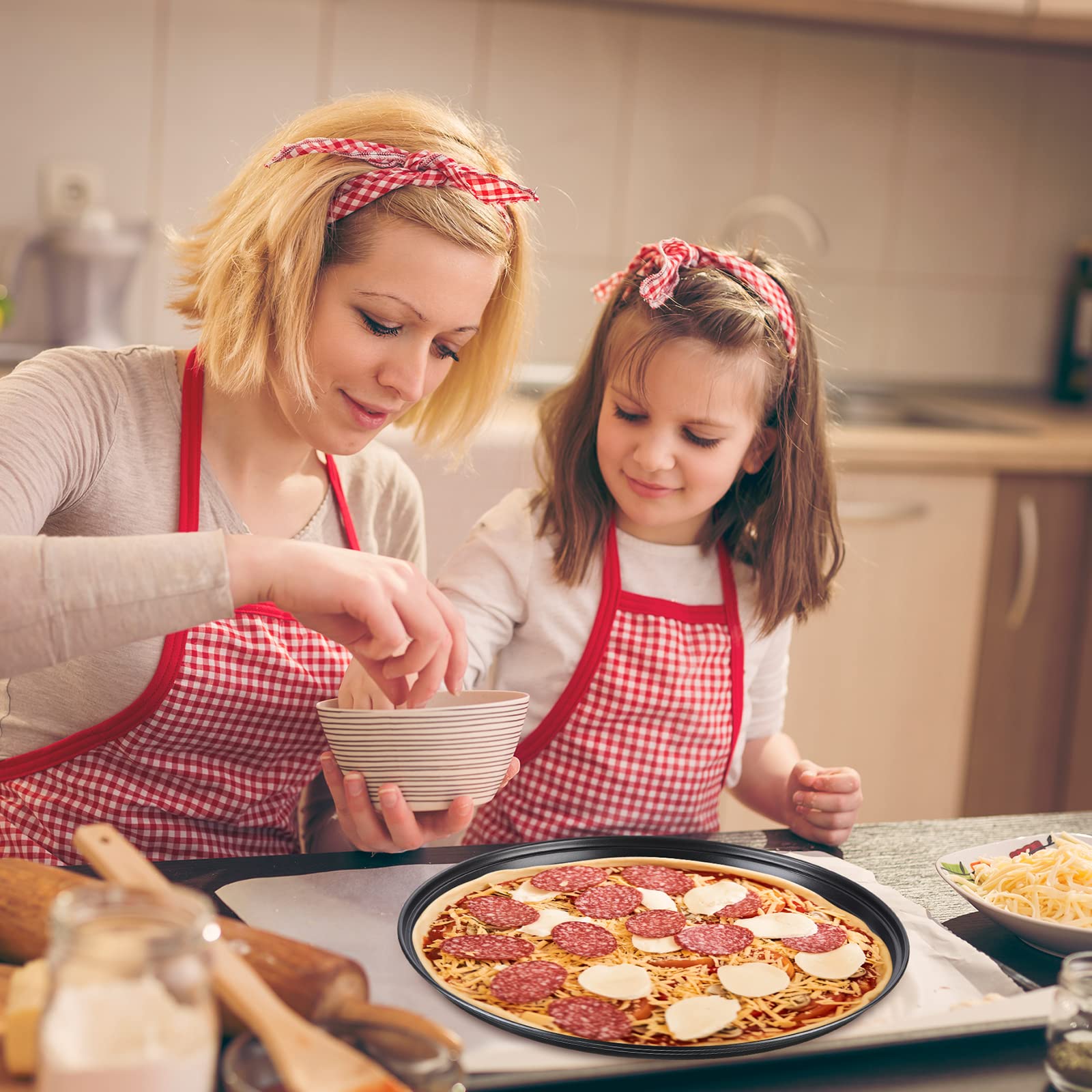 8 Pieces Pizza Pan With Holes 12 Inch Round Pizza Pan Carbon Steel Perforated Non-Stick Tray Tool Pizza Storage Container Nonstick Baking Supplies Home Restaurant Kitchen Steel Crisper Pizza Pan Set