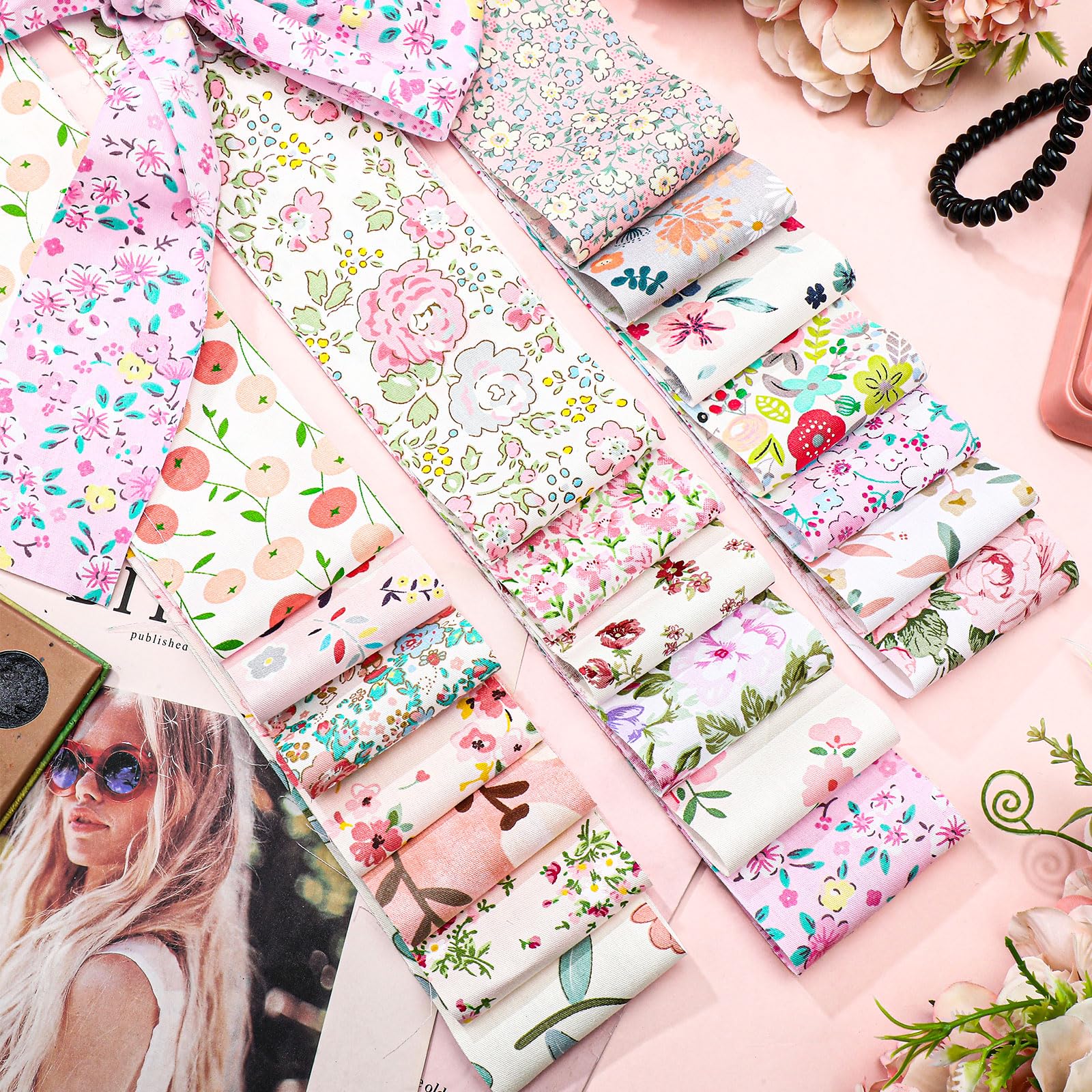40 Pcs Floral Cotton Fabric Patchwork Roll Cotton Quilting Fabric Roll up Cotton Fabric Quilting Strips 2.55 Inch Precut Patchwork Roll for Craft Sewing DIY Crafts (Pink Floral)