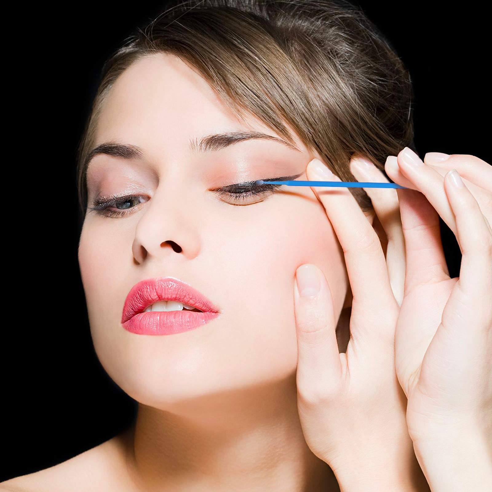 Cuttte 500PCS Disposable Micro Swabs for Eyelash Extension, Micro Applicators Eyelash Swabs for Makeup Application Blue (Head Diameter: 2.5mm)
