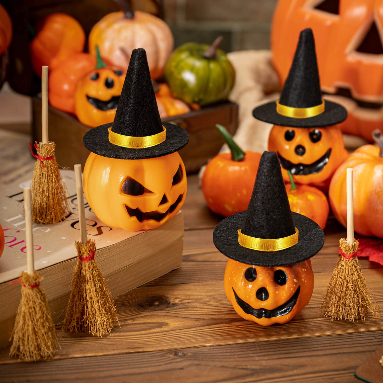 ZHWKMYP 14Pcs Mini Witch Hat, Small Witch Hats for Crafts, Felt Witch Hats and Brooms for Halloween Handmade Wine Bottle Party Decor