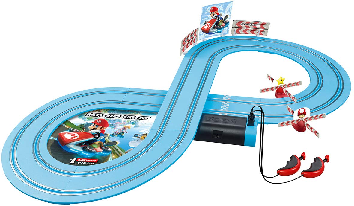 Carrera First Mario Kart - Slot Car Race Track with Spinners - Includes 2 Cars: Mario and Yoshi - Battery-Powered Beginner Racing Set for Kids Ages 3 Years and Up