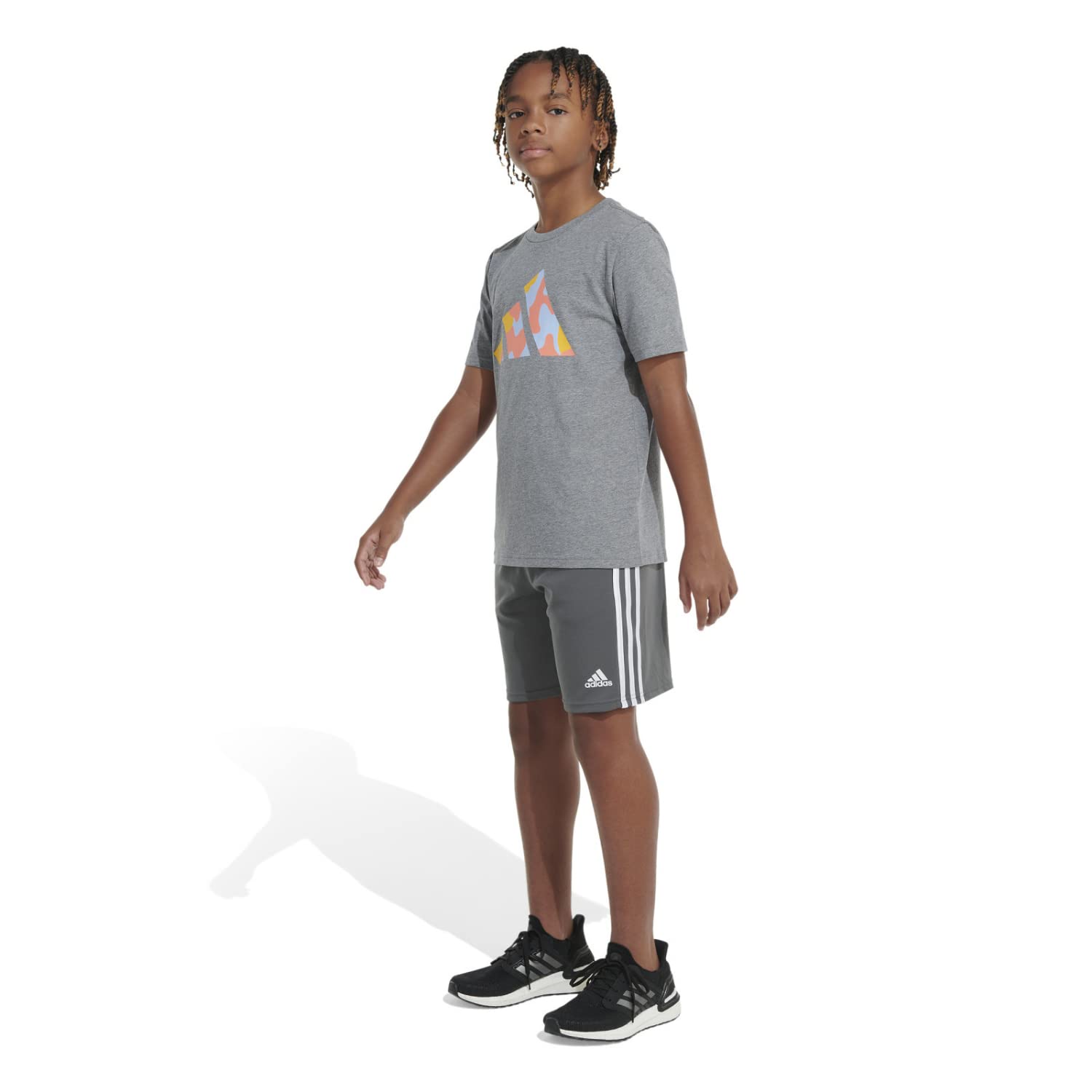 adidas Boys' Short Sleeve Cotton Jersey Logo T-Shirt Tee, Classic Camo Gray, Small