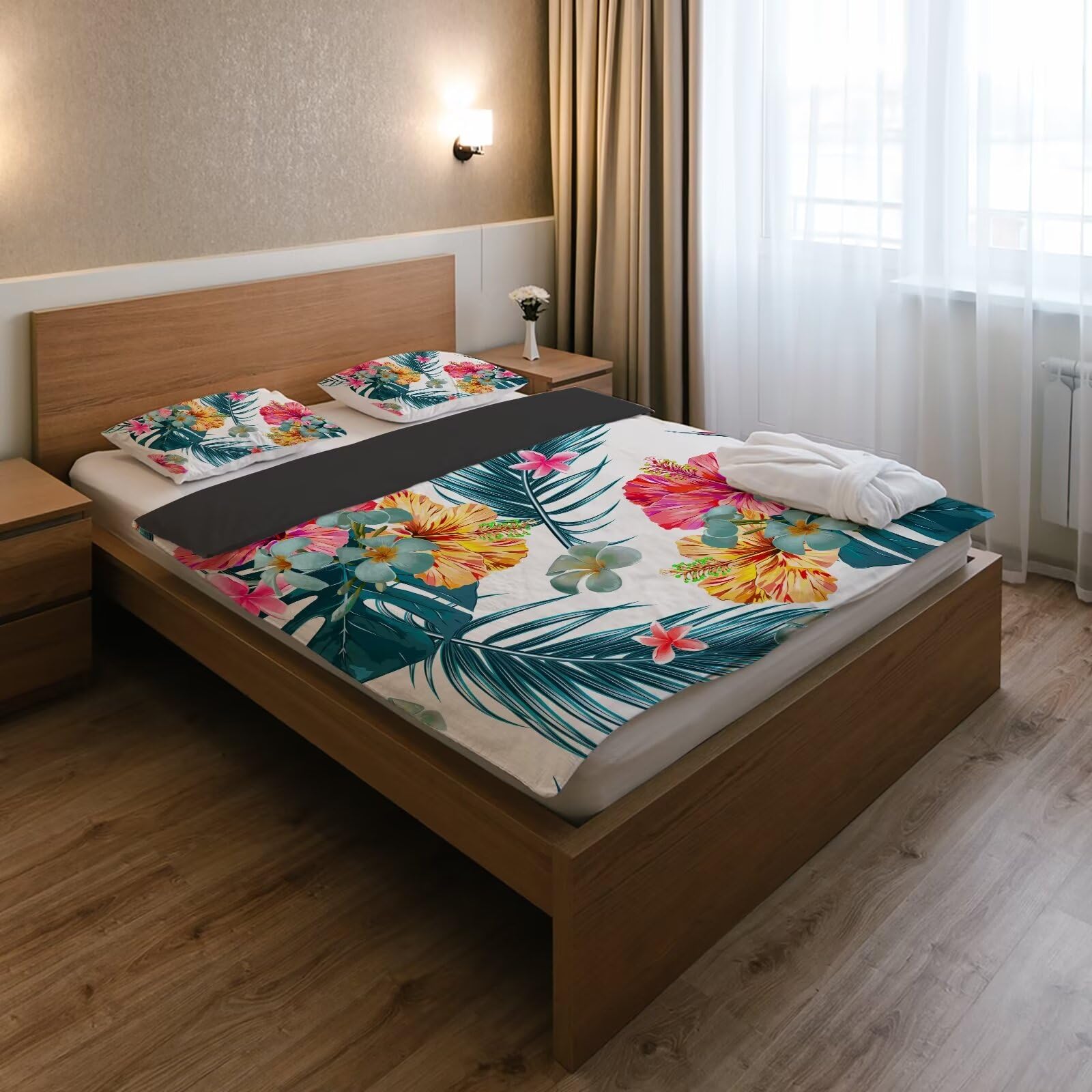 Gearider Hibiscus Flower Pattern Duvet Cover Set, Palm Leaves Soft Tropical Bedding Set with Zipper Closure, Black Lining, Size King