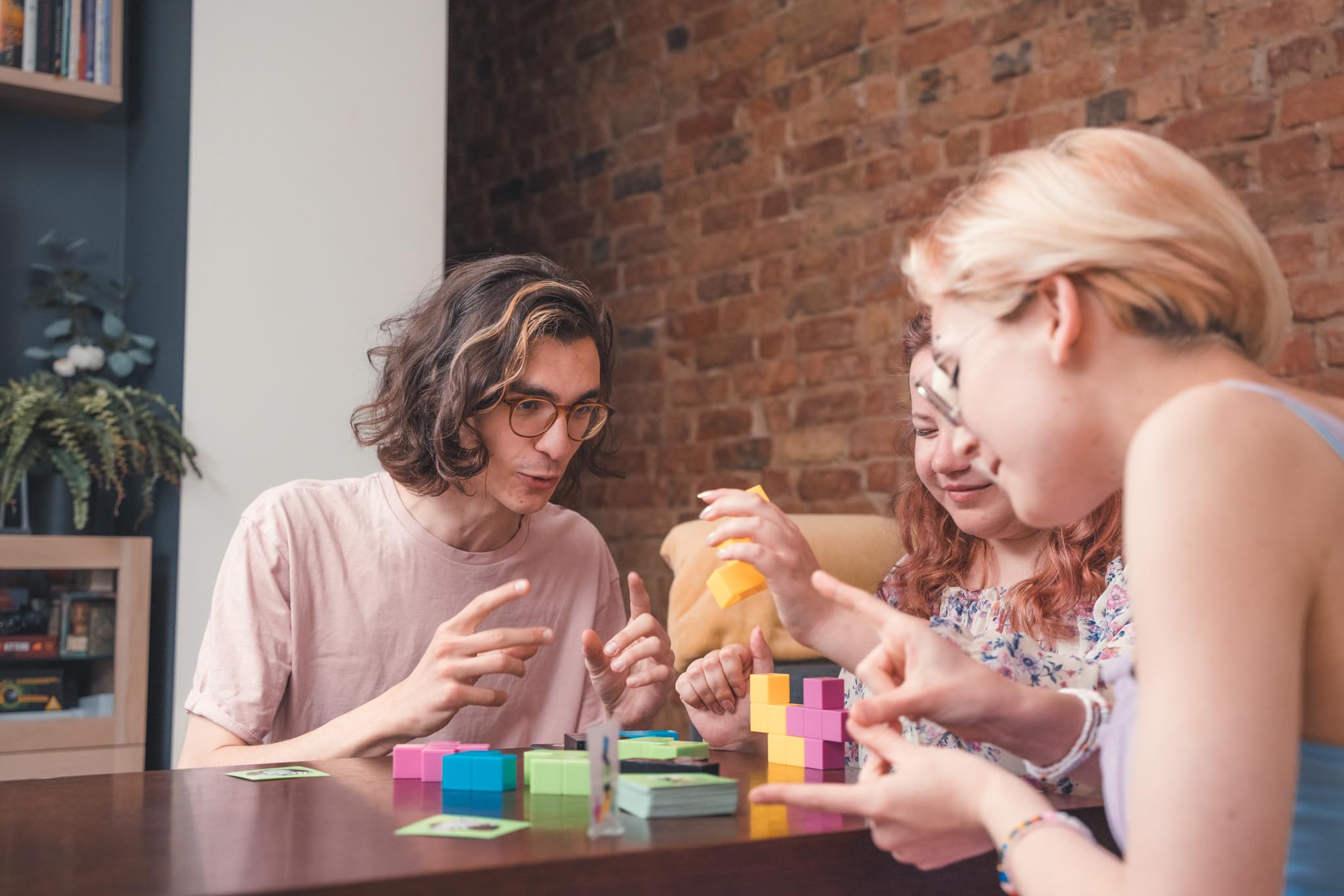 BRAIN GAMES TEAM3 Green Board Game - A Thrilling Party Game
